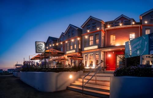 Tommy Jacks Beach Apartments - Bude