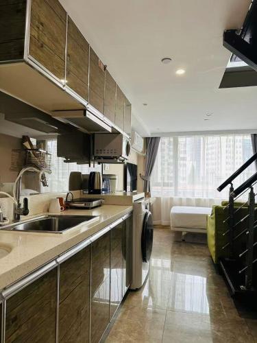 Praise Hotel Xujiahui Zikawei Shanghai Stadium 上海徐家汇赞寓酒店上海体育馆地铁站店 - Shanghai