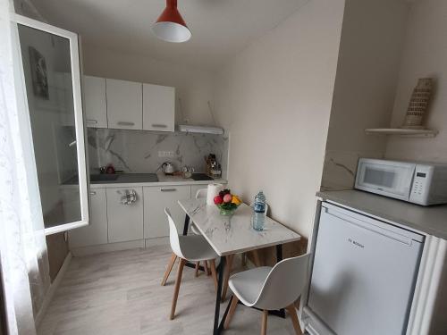 Luxuryt2 - Provins