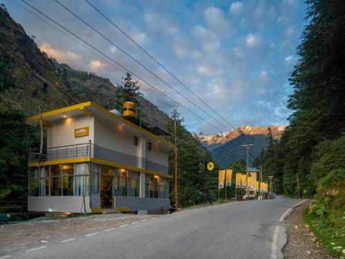 10 Top Hotels in Kasol | Places to Stay w/ 24/7 Friendly Customer Service