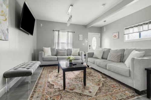 Lovely 4br Near The Falls And Casino - Niagara Falls