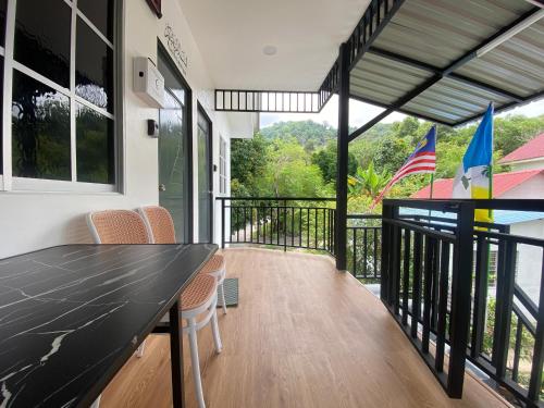 Roomstay Cikgu Mie - Penang