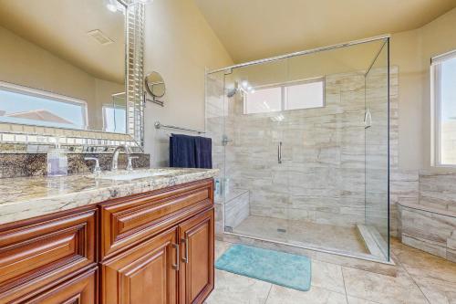 Private Pool, Yard & Pool Table! 'Avondale Abode' - Avondale, AZ