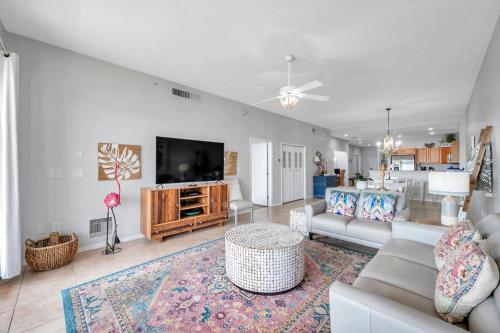 Harborview Grande Unit 207 - Clearwater Beach, FL