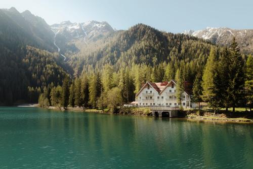 Antholzer Wildsee Haus - Valle di Casies