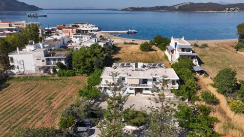 11 Best Hotels in Nea Stira, Greece