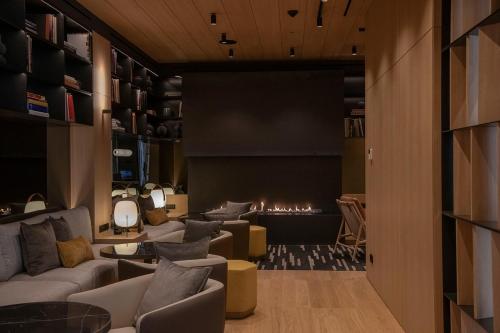 The Blackpine Hotel - Small Luxury Hotels - Andorre-la-Vieille