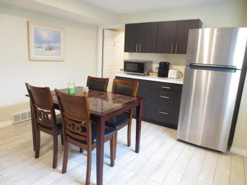 Entire Huge Basement! Fast Wifi! Private Entrance! - Salt Lake City, UT