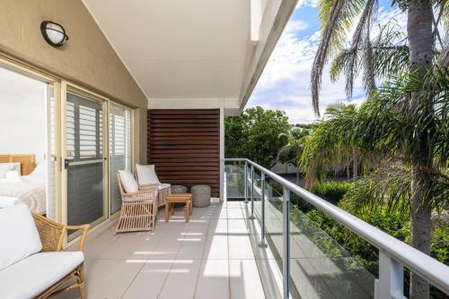 Oaks Pacific Blue Port Stephens. Apartment Overlooking The Pool - Nelson Bay