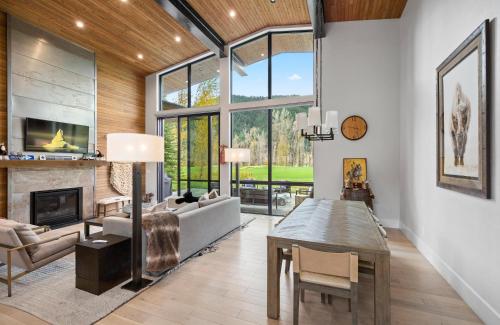 The Cabins At Snake River Sporting Club - Wyoming