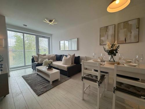Luxury 1 Bedroom, 1 Bath Apartment By Mcf - Aéroport de Londres Gatwick (LGW)