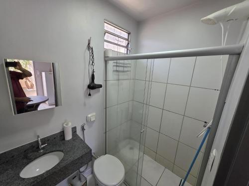 Suite1 Individual Mobiliada Com Ar Wi-fi E Garagem Exclusiva - Goiânia