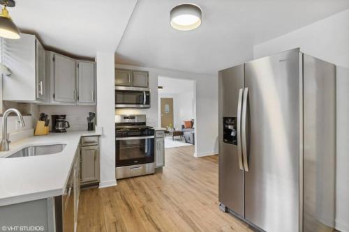 Modern And Classy 2br In The Heart Of Ottawa - Buffalo Rock State Park, Ottawa
