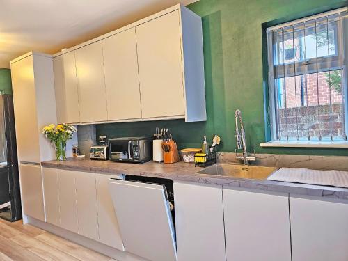Group Stay With 3 Parking Spaces - Banbury