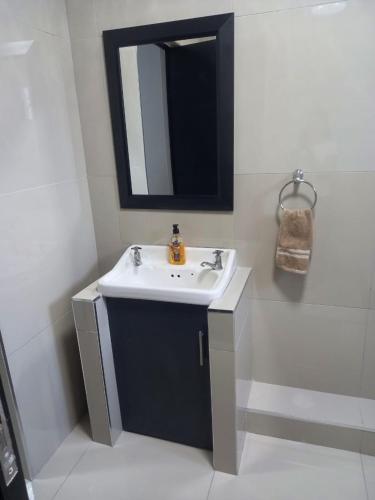 Ocean Wave Chalets Unit 1 - Hibberdene