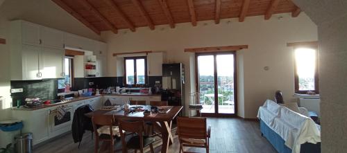 Summer Villa With Sea View,6 Min Drive From Airport, Near Seitan Limania Beach - Crete