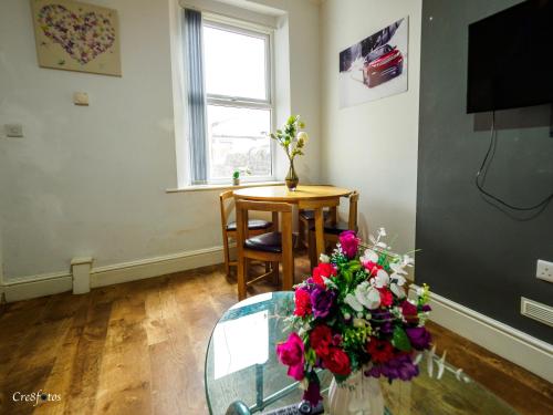 Bucknall Lodge Hanley Room 2 Double Room En-suite - Stoke-on-Trent