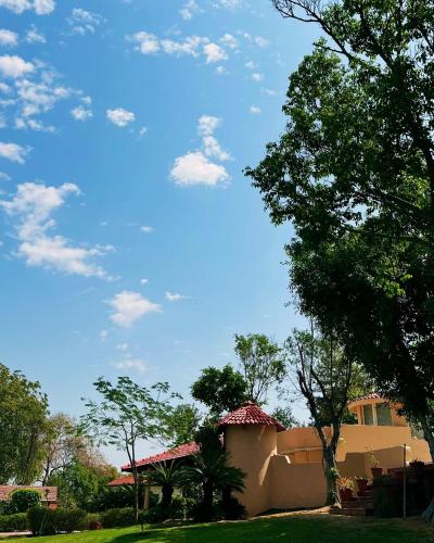 Hotels near Sama Chicken Biryani Corner, New Delhi and NCR - BEST HOTEL ...