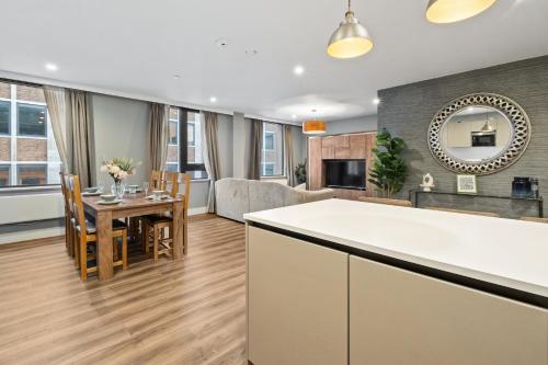 The Snowhill Residence - Opulent 5-star Penthouse Suite In Birmingham City Centre - Birmingham