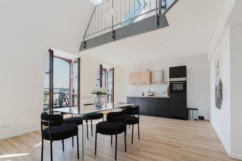 2 Br Penthouse Loft - Whirlpool - Terrasse - Wifi - Zentral - Kuche - Kaffee - Parkhaus - Wiesbaden