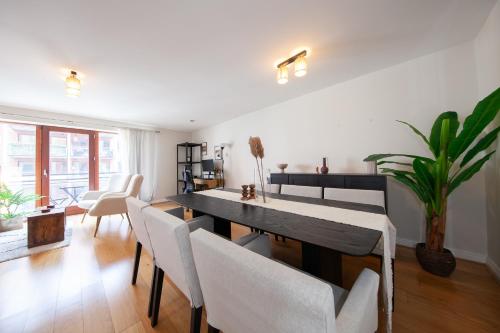 Exquisite And Modern 2bed Apartment In City Centre - Dublín