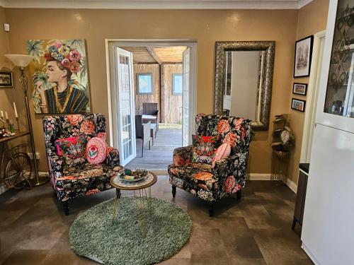Stunning 4 Bed House With Huge Garden And Parking - Epsom