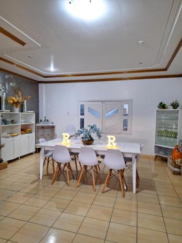 Quarto Triplo Com Banheiro Compartilhado - State of Amazonas