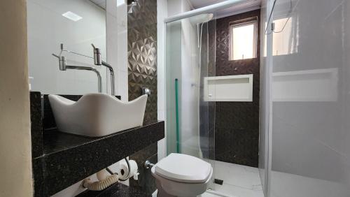Apartamento 2 Qtos, Proximo Unicesumar, Com Ac - Maringá