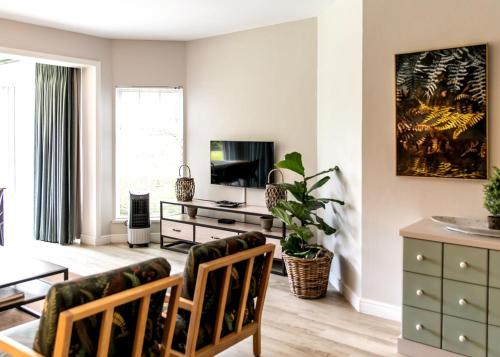 Milas Place Spacious & Comfortable At Bayview - Hermanus