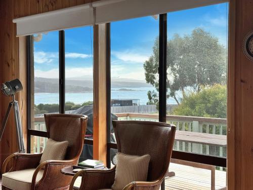 High On Coffey - Binalong Bay - Pet Friendly - Binalong Bay