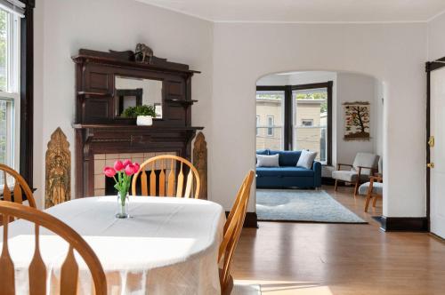 Knock On Wood - Airy Charm In Heart Of Downtown - Portland, ME