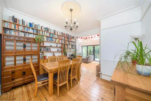 Eejs Luxe 5 Bed Home - Greenwich - Greenwich
