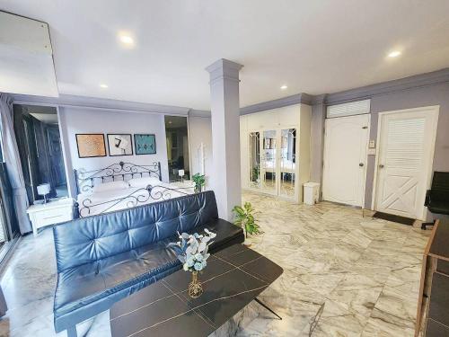 Cozy Private Family Apartment In Bangkok Cbd Silom-sathorn - 240m To Bts Saint Louis - Bang Rak