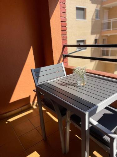 Beach Apartment Near Riuet Spring - Comarruga