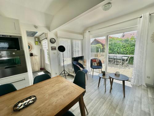 Captain's Quarters - Maison En Bord De Plage - Arromanches-les-Bains