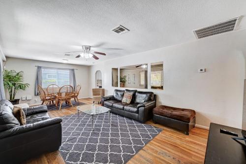 3 Bedrooms House In Marvelous Las Vegas - Las Vegas, NV