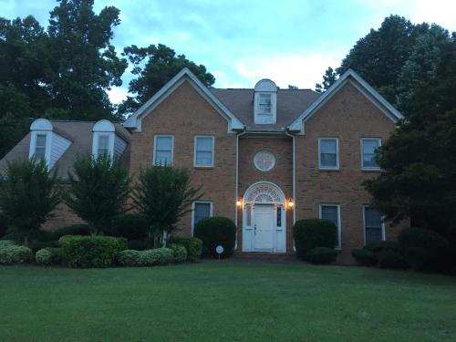 Exclusive Home In Moorings Iv - Snellville, GA