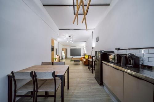 Oasis Suites Pattaya -Huge & Modern In City Centre - Pattaya City