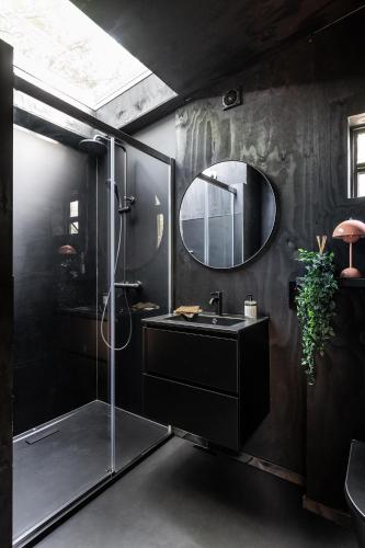 Cabins In The Woods With Wellness - Kalmthout