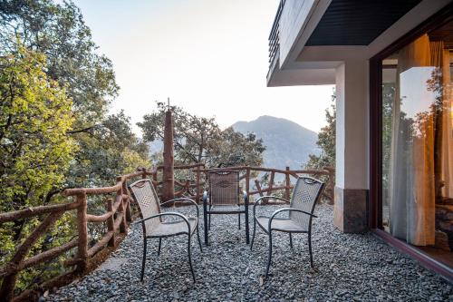 Lake View 3bhk Close To Mall Road Zen Den - ナイニタール