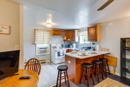 Honey Bee Farm On-site: Susquehanna Valley Apt! - Middleburg, PA