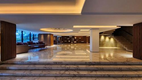 Mardelsuites - Studios Modernos Piso Alto - Vista Al Mar, Cochera Opcional, Ac, Pileta, 2min Playa - Mar del Plata