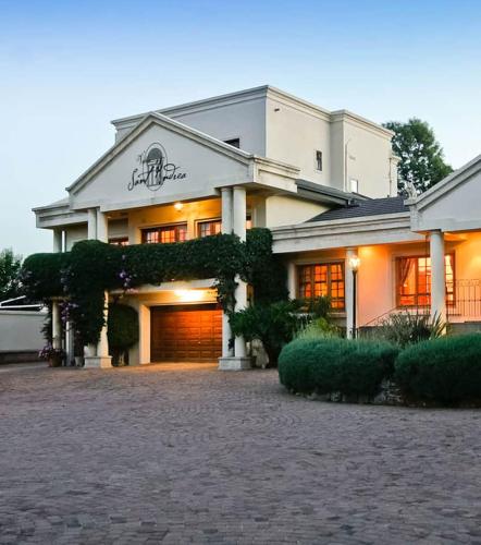 Villa Sant Andrea Boutique Luxury Villa - Edenvale