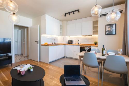 Design 1bdr Apartment Near City Center - Sofia