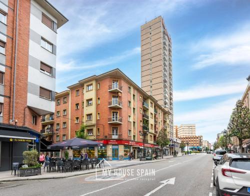 Myhousespain - Comodo Y Tranquilo Piso Con Parking - Oviedo