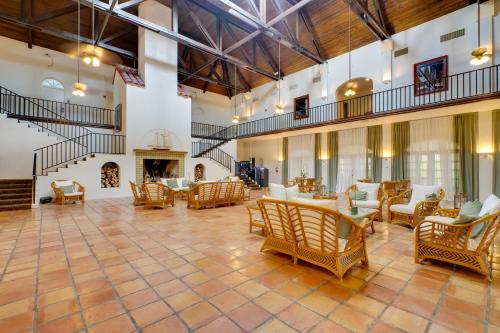Naples Oasis W/ Screened Porch & Tennis Court! - Picayune Strand State Forest, Naples