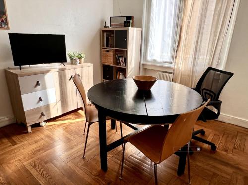 Chambre Pour Une Personne Proche De La Gare - Lyon