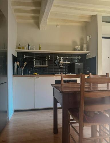 Beautiful Center Apartments - Posti Auto Privati Prenotabili - Parma