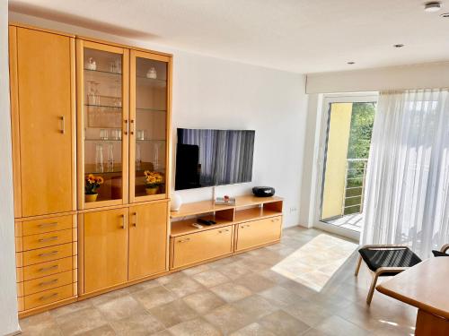 Airhome16, Wohnung In Messenahe - Krefeld