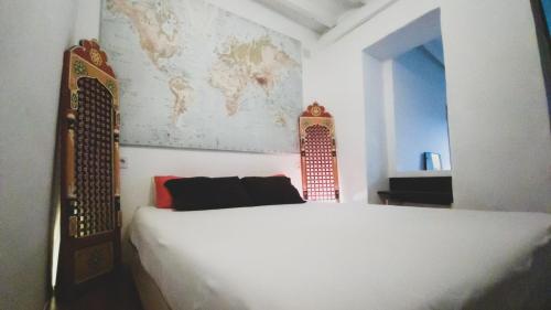 Casa Colorista En El Casco Antiguo - Alicante